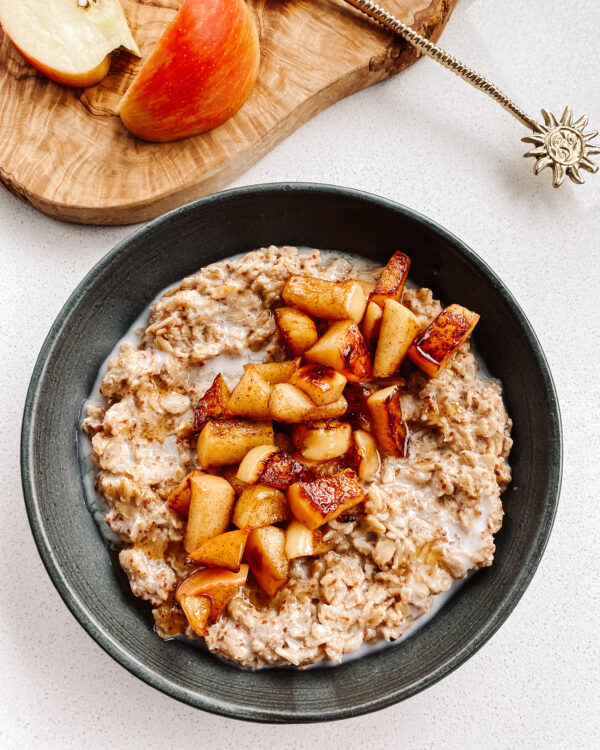 Apple Pie Oats - Rachael's Good Eats