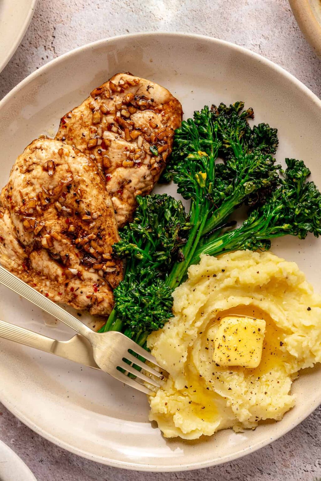 Honey Balsamic Chicken, Creamy Mashed Potatoes and Crispy Broccolini ...