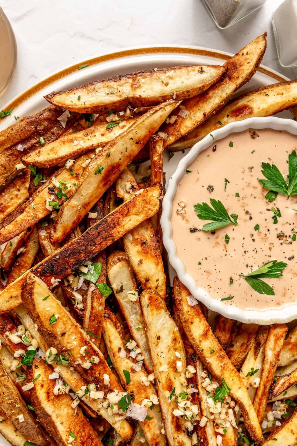 Gameday Garlic Fries - Rachael's Good Eats