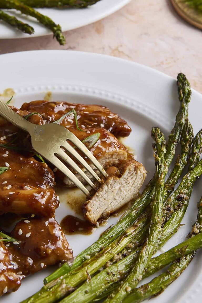 Smokey Garlic Ginger Chicken Thighs with Roasted Asparagus - Rachael's ...