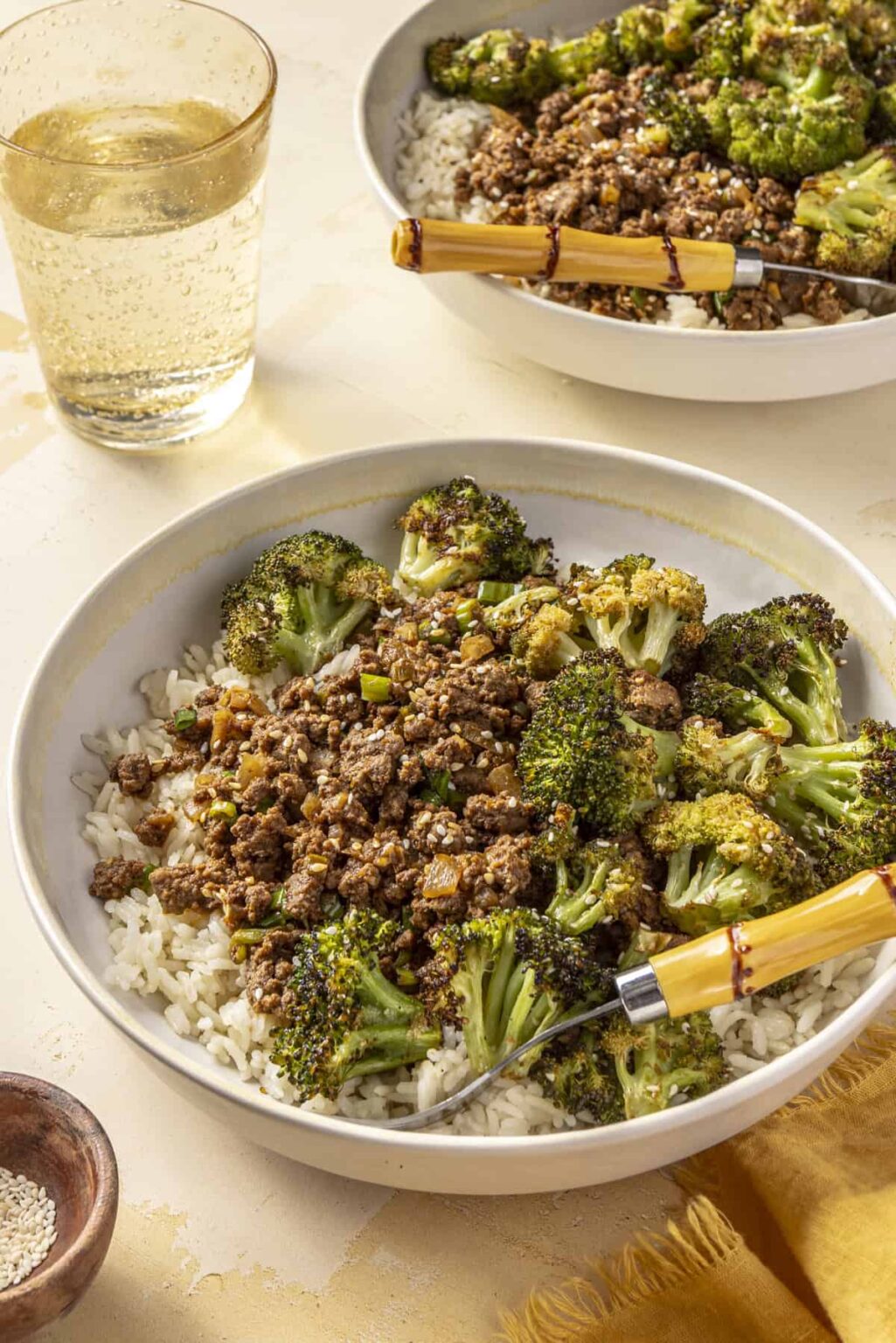 Spicy Sriracha Ground Beef Bowls - Rachael's Good Eats